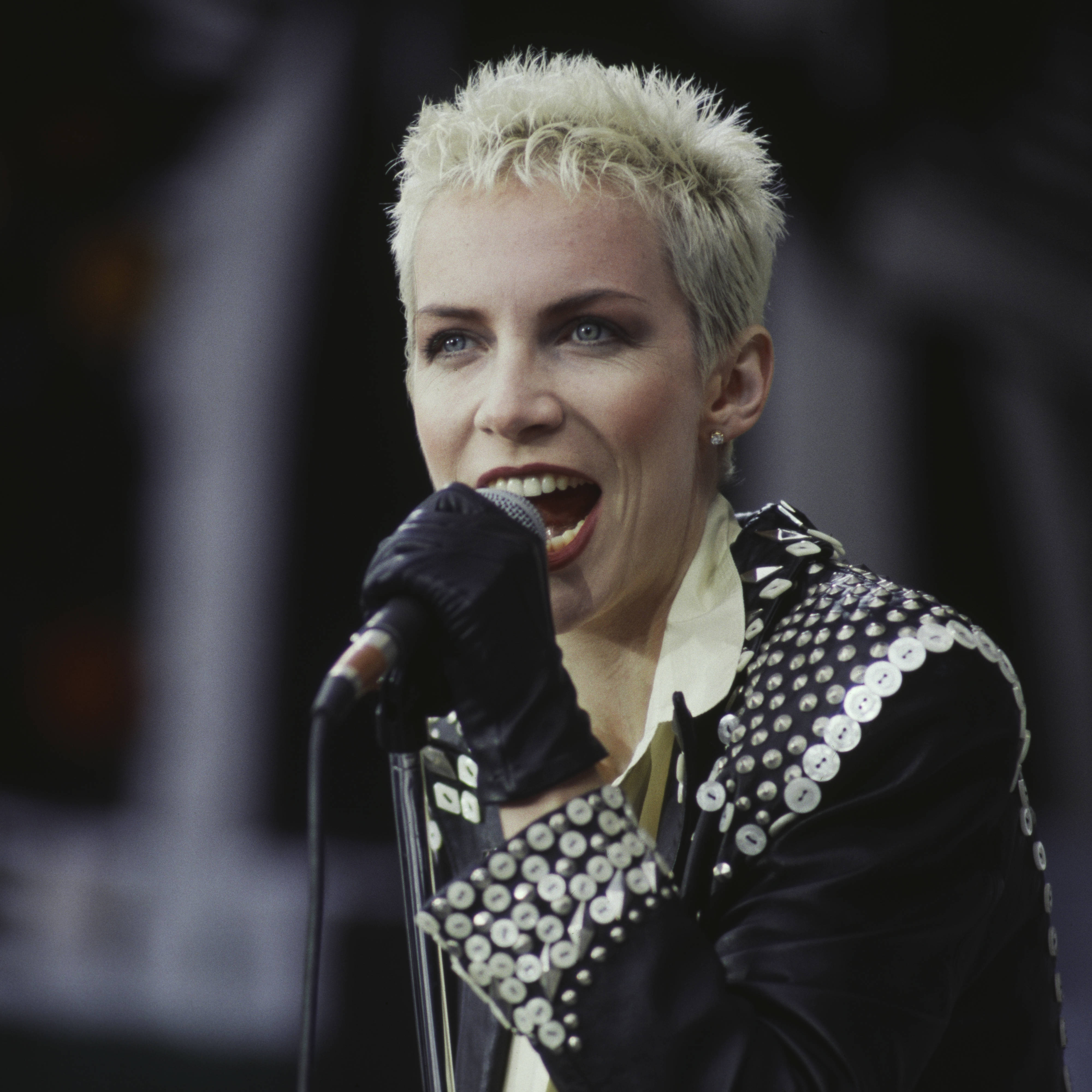 Annie Lennox - LynseyAdaline Annie Lennox - LynseyAdaline